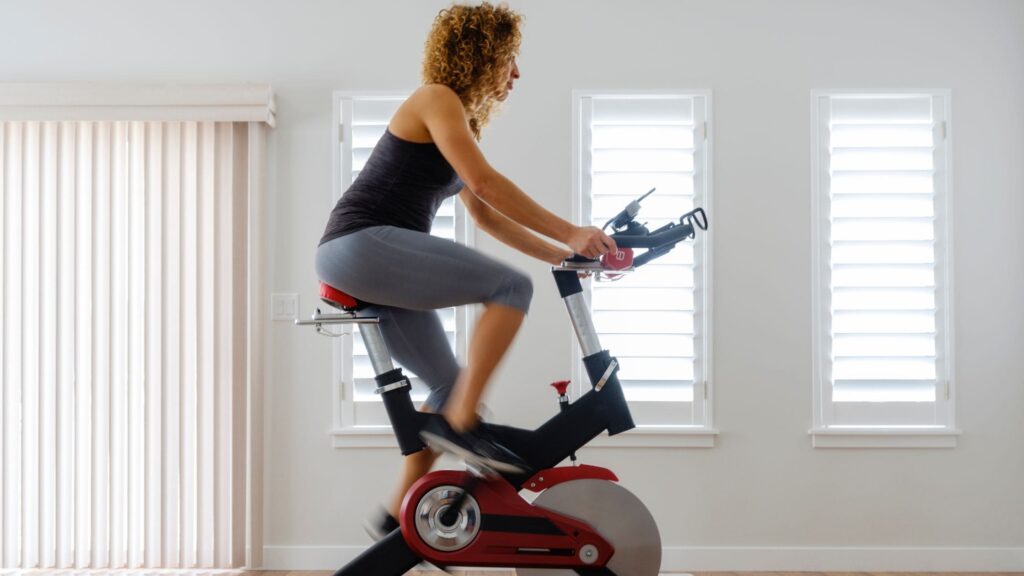 What is a Stationary Bike: Definition, Types & Benefits | Best Used Gym ...